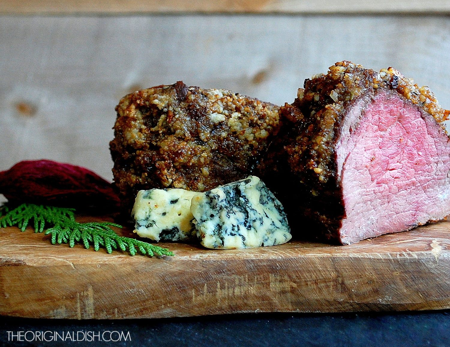 Macadamia Crusted Beef Tenderloin with Habanero Ginger Red Wine Sauce ...