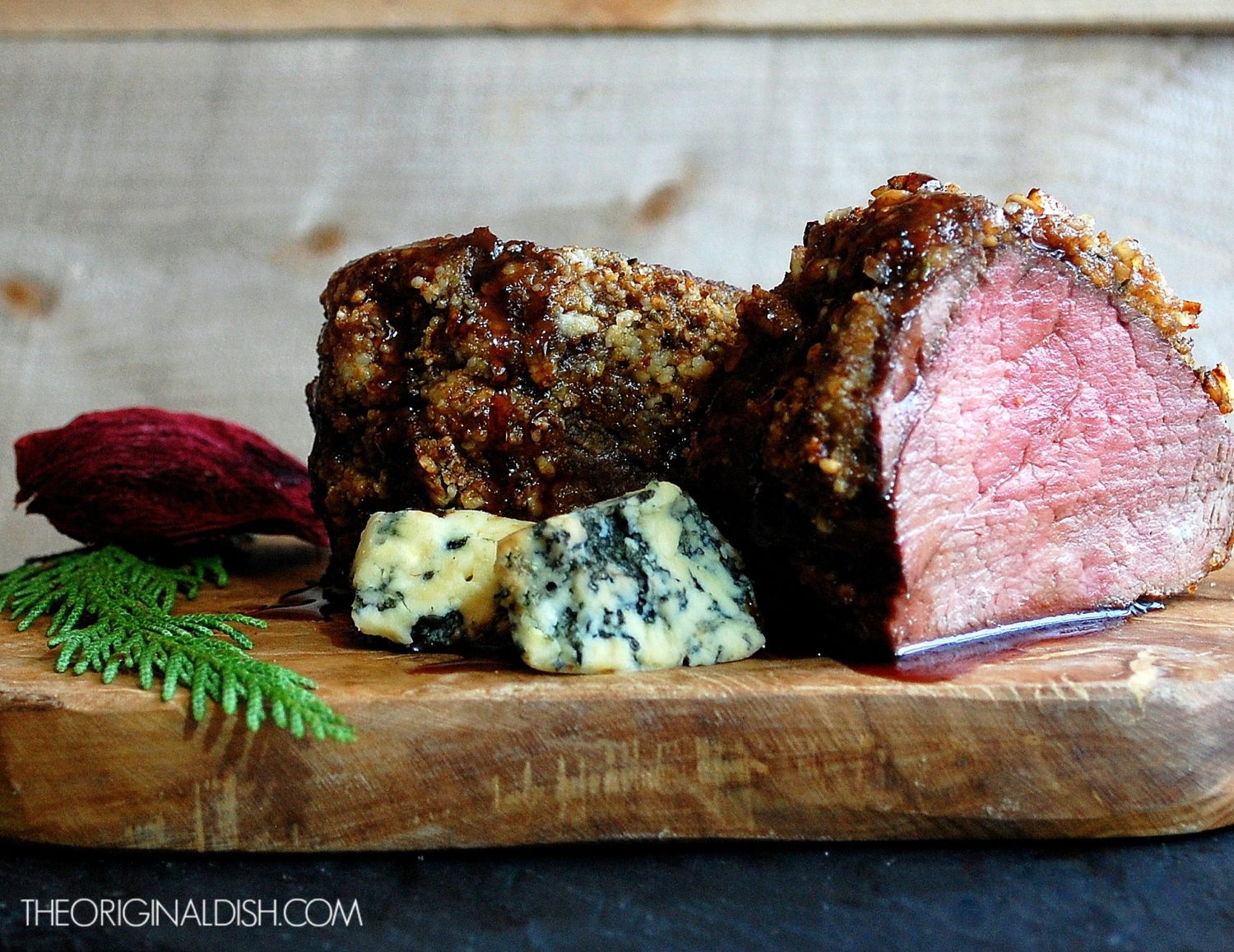 Macadamia Crusted Beef Tenderloin with Habanero Ginger Red Wine Sauce ...